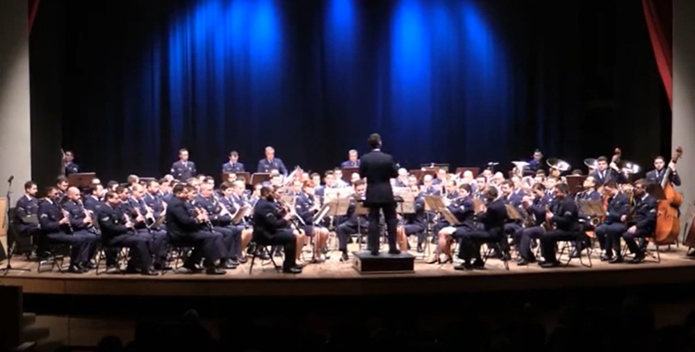 É uma das melhores bandas de música do País… 25 anos depois vem a ...