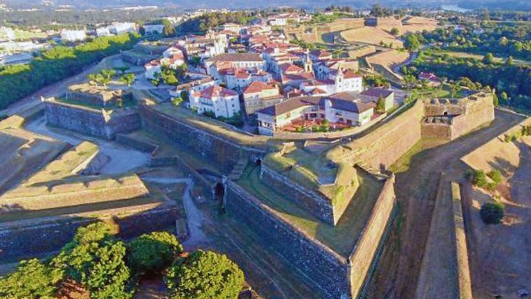 Valença: Eis os adversários da Fortaleza nas 7 Novas Maravilhas - Rádio ...
